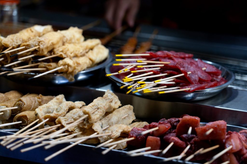 Beyond the Buffet: Creative Food Displays That Get People Talking at ...